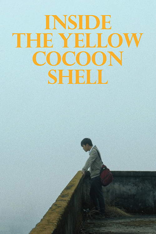 ‘Inside the Yellow Cocoon Shell’ (‘Bên trong vo kén vàng’) – Brent Marchant